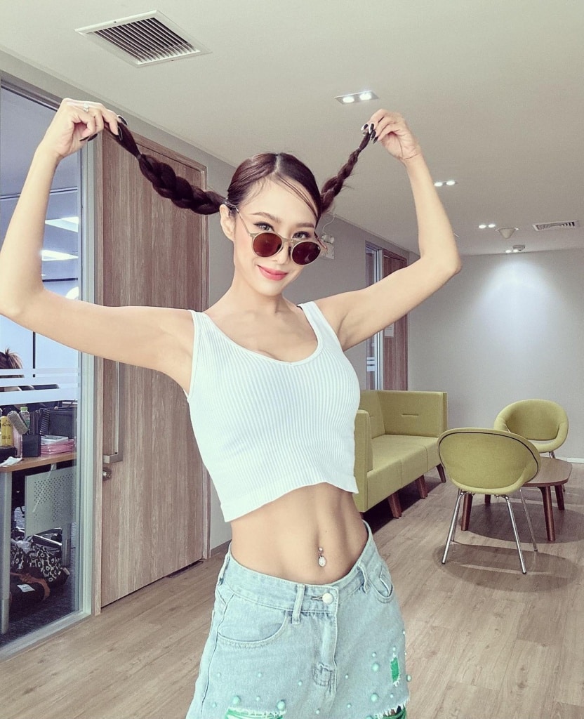 เด็บบี้ บาซู นักร้องตัวแม่สุดแซ่บ ยุค 90 สวย หุ่นเซ็กซี่สุดว้าว - เปิด ...